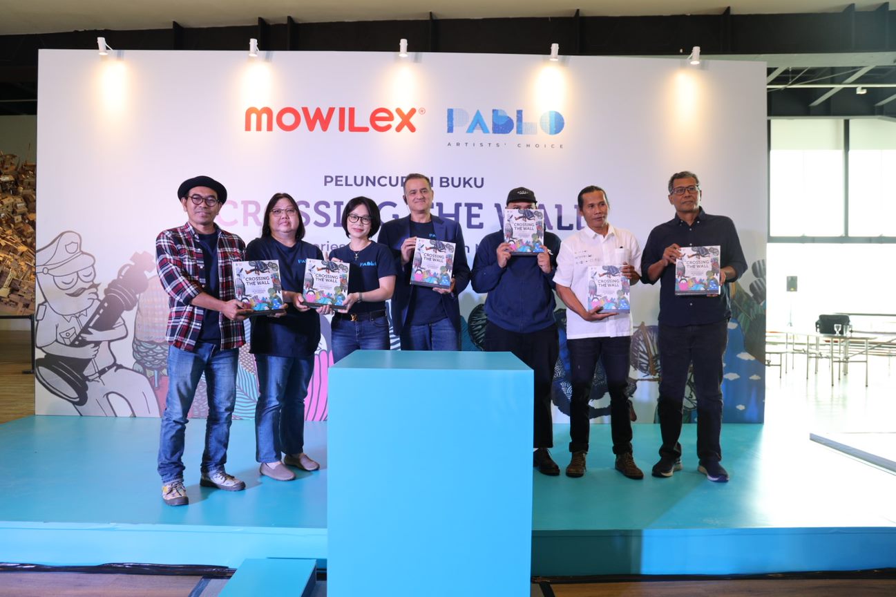 As an Appreciation for Mural artists, Mowilex Launched the Book “Crossing The Wall” and Special ...
